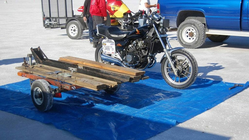 How to protect motorcycle in an open trailer? | Citizenshipper